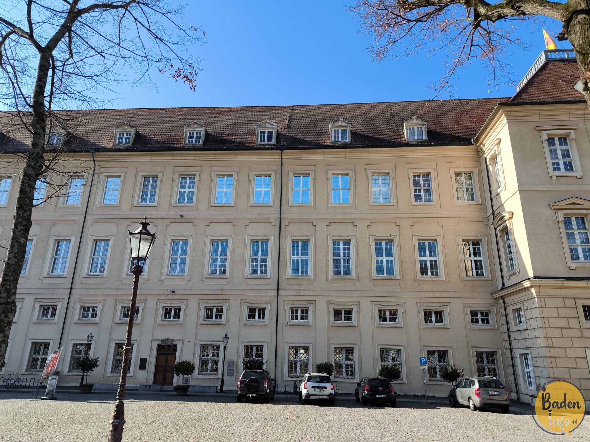 Die Karlsburg in Durlach und ihre Geschichte - Badeninfo – Freizeit ...